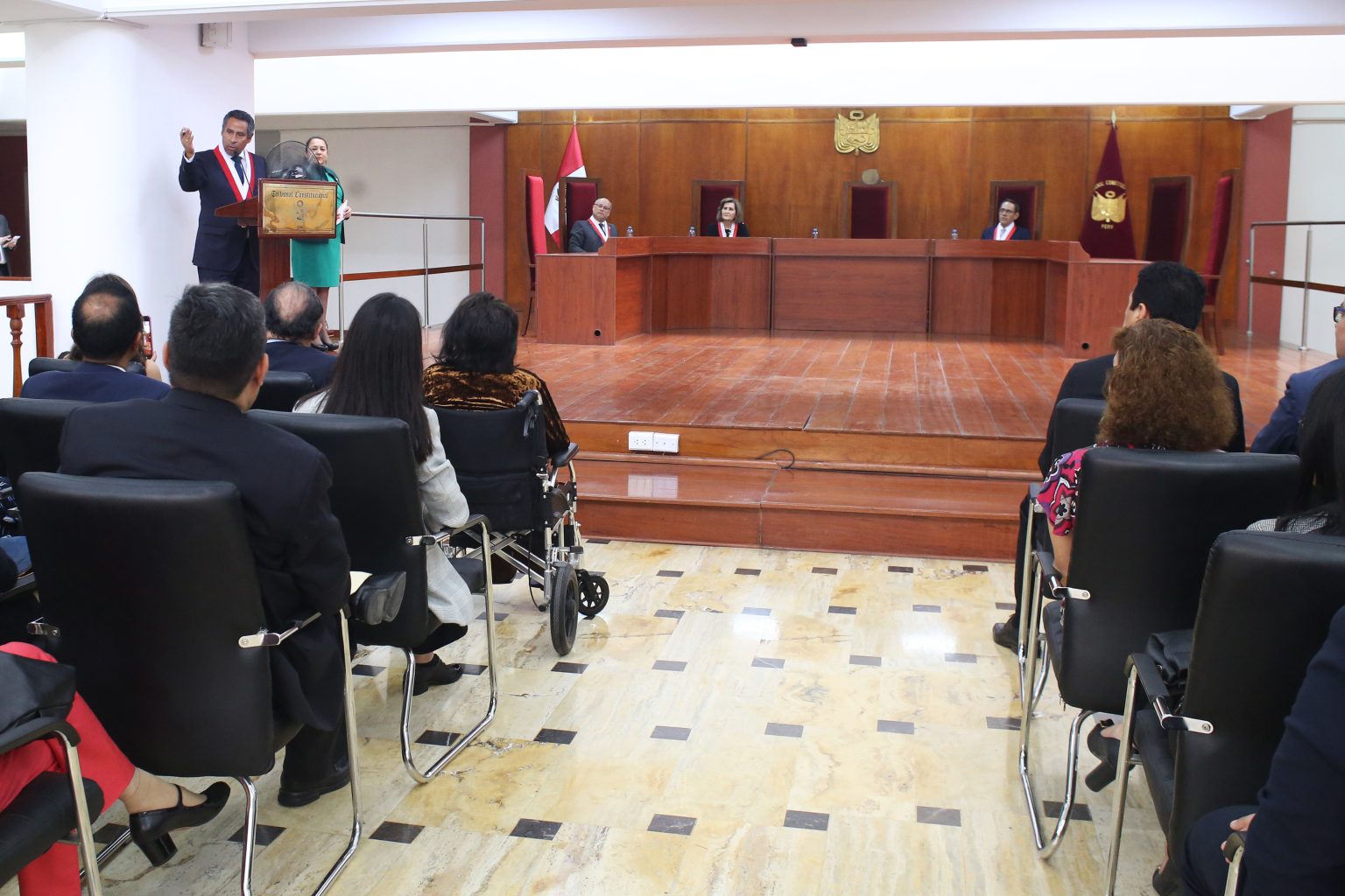 DOCTOR PEDRO HERNÁNDEZ CHÁVEZ JURAMENTÓ COMO NUEVO MAGISTRADO DEL TRIBUNAL CONSTITUCIONAL | TC